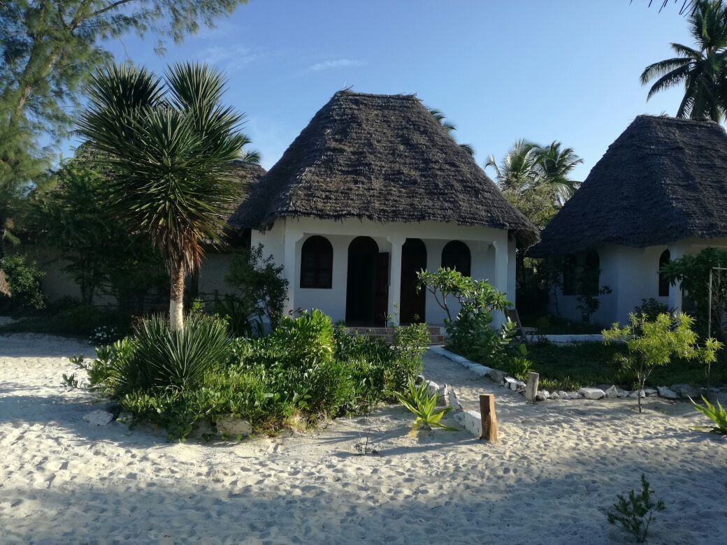 Blue Earth Beach Bungalows